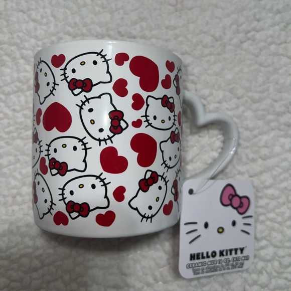 Hello Kitty | Dining | Hello Kitty Valentines Day Mug Heart Handle ...